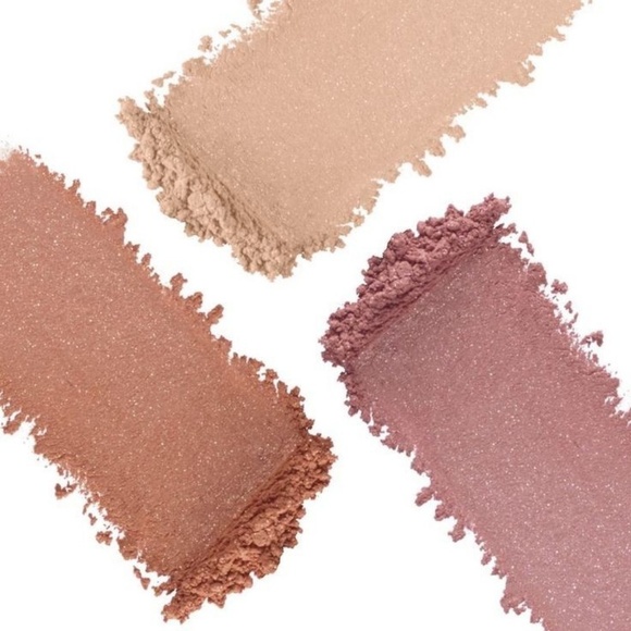 SeneGence | Makeup | Senegence Translucid Loose Powder | Poshmark